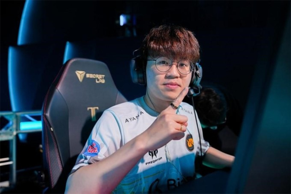 "Raybet Crazyguy: Đột Phá Lịch Sử Khi Việt Nam Lần Đầu Tiên Xuất Hiện Tại VALORANT Masters"